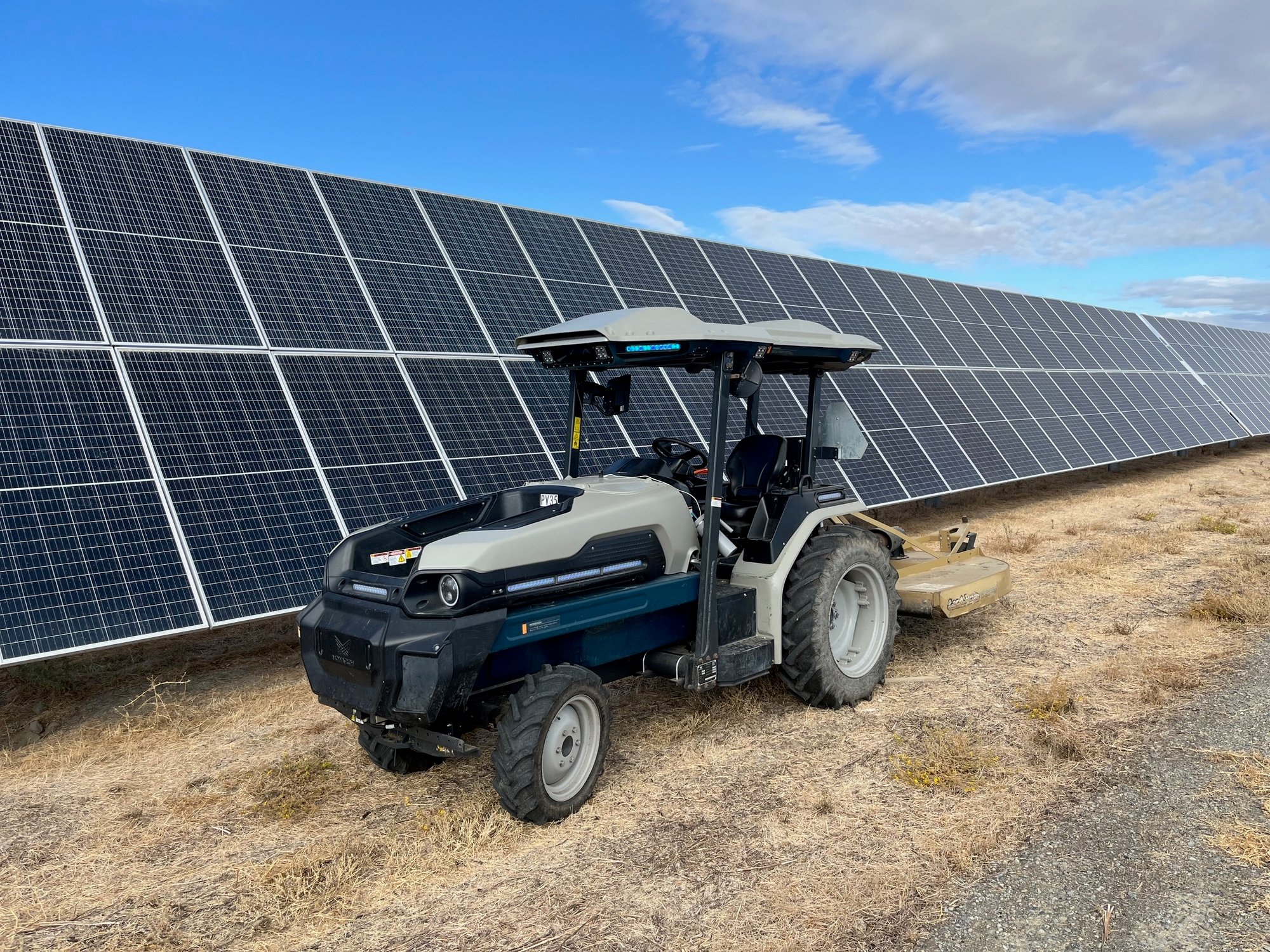 Autonomous Tractor Deployment: Gaining Momentum - Blog