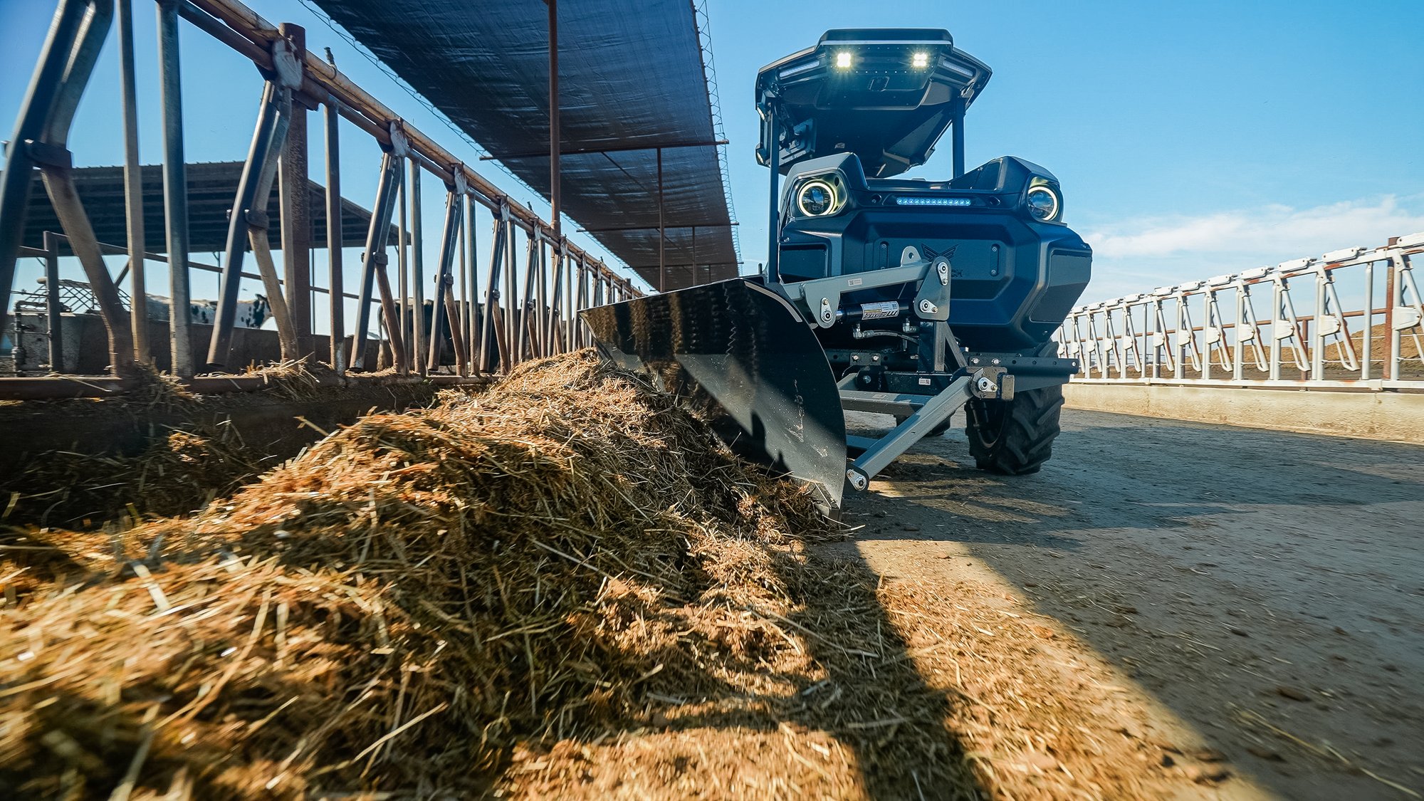 Driverless Dairy Feed Pushing by Monarch’s MK-V - Blog
