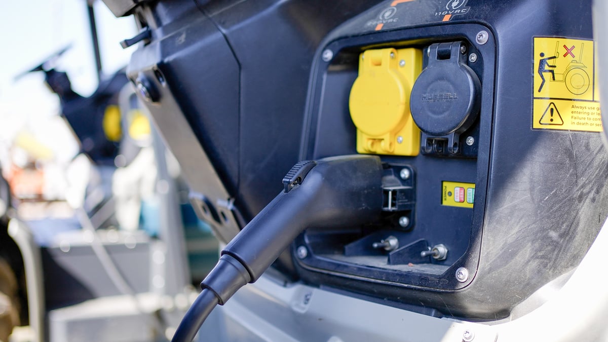 A Battery-Powered Tractor: MK-V Electrification Savings Beyond Diesel ...